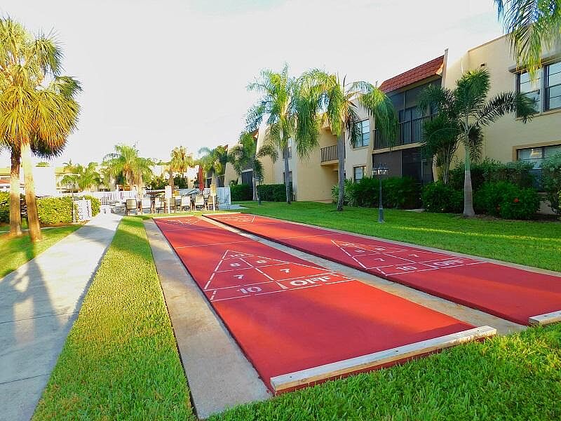 Maple Gardens | Brighton Realty and Management