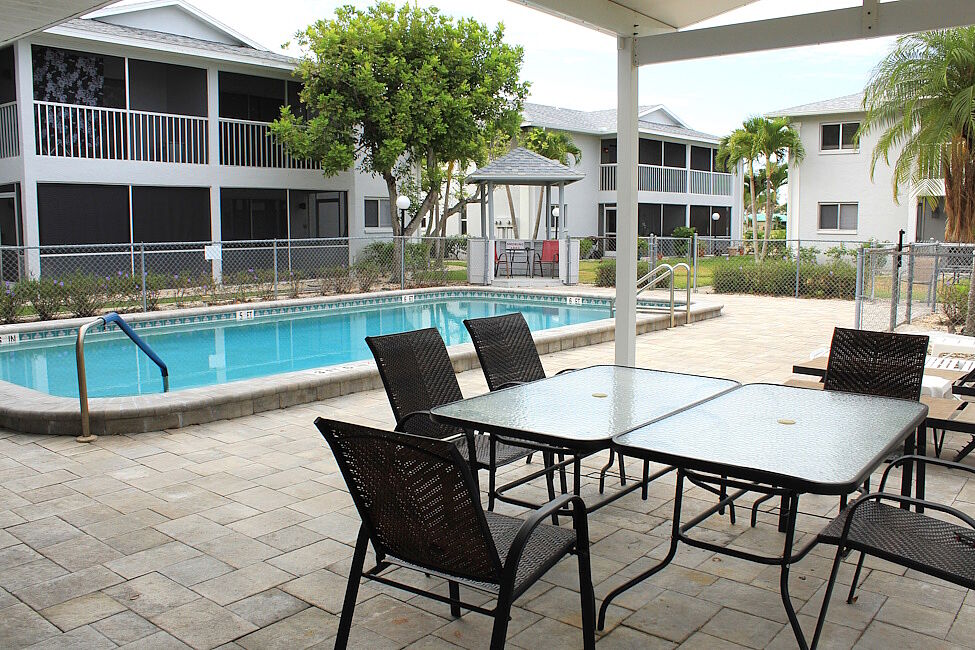 Parkway Village | Brighton Realty and Management